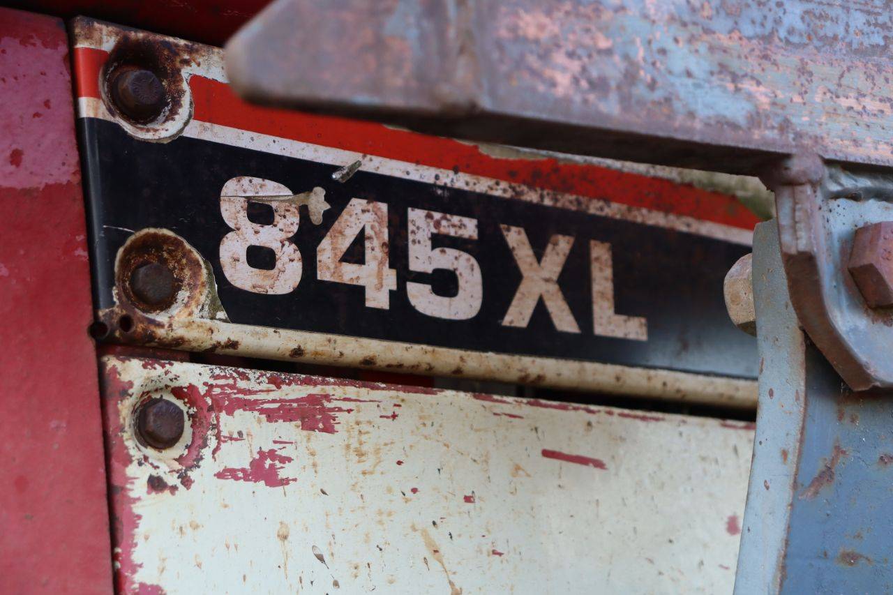 Traktor International 845AXL Diesel 60kW 1982 (Margin) auktion...