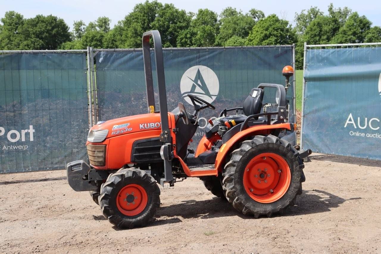 Mini tractor Kubota B2530DB Diesel | Auctionport