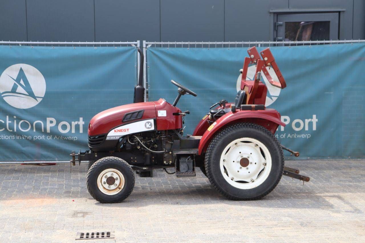 Mini tractor Knegt DF-254-2 Diesel 2007 | AuctionPort