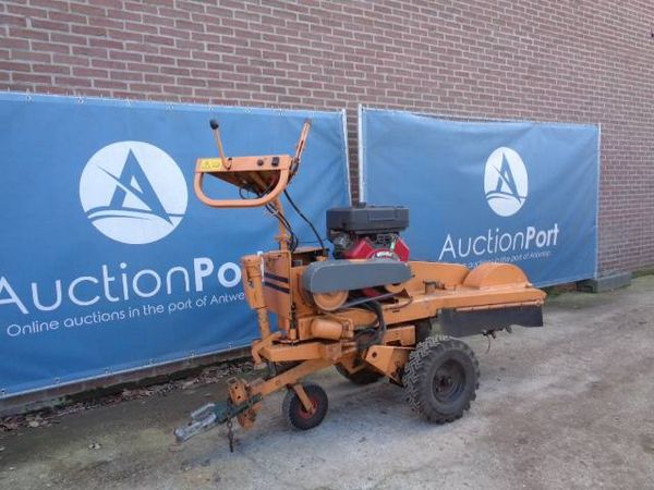 Stobbenfrees Vermeer 186 Benzine | Auctionport