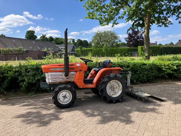 Minitractor Kubota B1400 Diesel veiling | AuctionPort