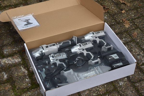 Power Tool Set Nieuw | Auctionport