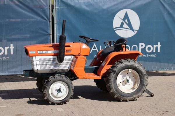 Minitractor Kubota B1400 Diesel veiling | AuctionPort