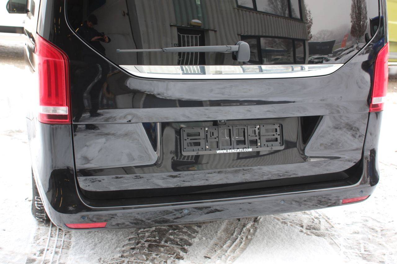 Bestelwagen Mercedes-Benz Senzati Limo Stage 2 Diesel veiling ...