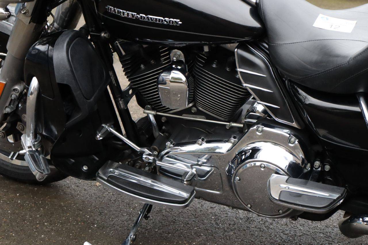Motor Harmey-Davidson Ultra Classic Benzine 2015 veiling | Auc...